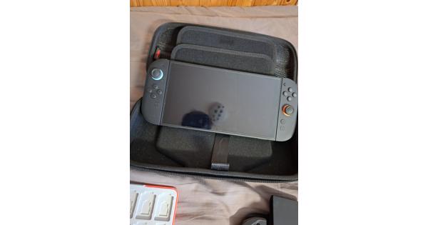 Nintendo switch 2 + spellen en toebehoren erbij in Warmenhuizen ...