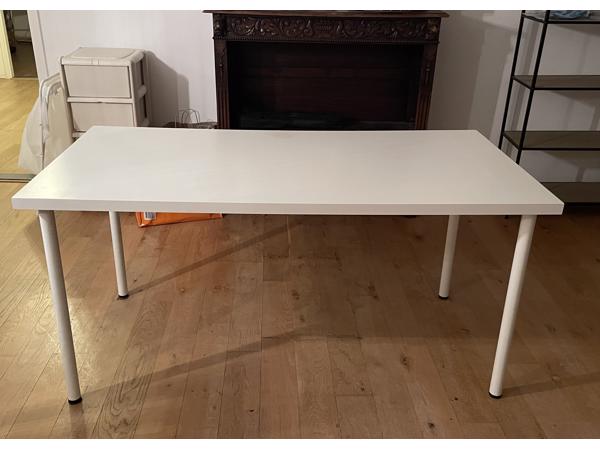 Ikea Desk 150 x 75 cm in Nijmegen Huis en Inrichting Tafels en Eethoeken Markanda