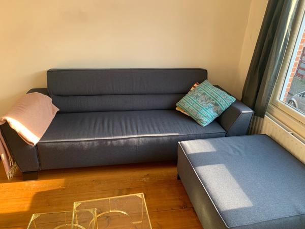 Donkerblauwe bank met poef/voetenbank/hocker in 's-Gravenhage - Huis en ...