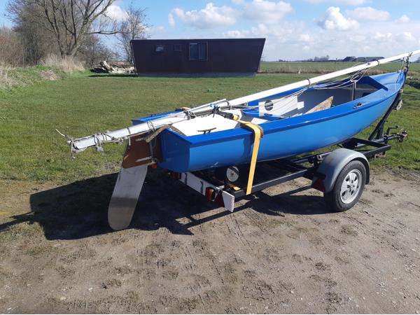 Te koop open zeilboot met trailer in Ferwert - Watersport, Zeilboten ...